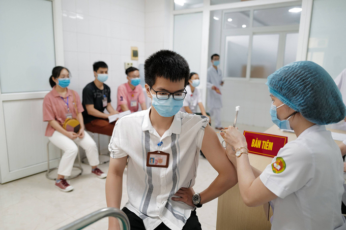 Vaccine Covid-19 sẽ được tiêm miễn phí và dịch vụ sau khi đạt đến miễn ...